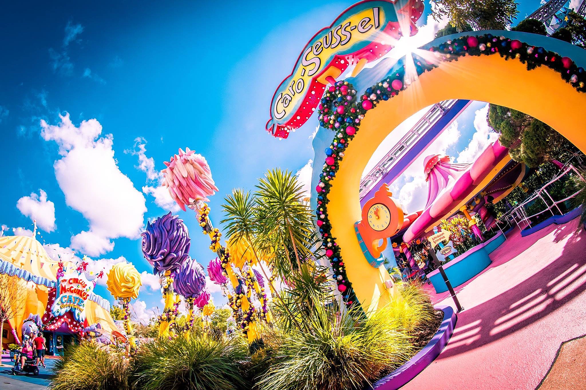 SATURDAY SIX: 6 Reasons We Love SEUSS LANDING at Islands of Adventure ...
