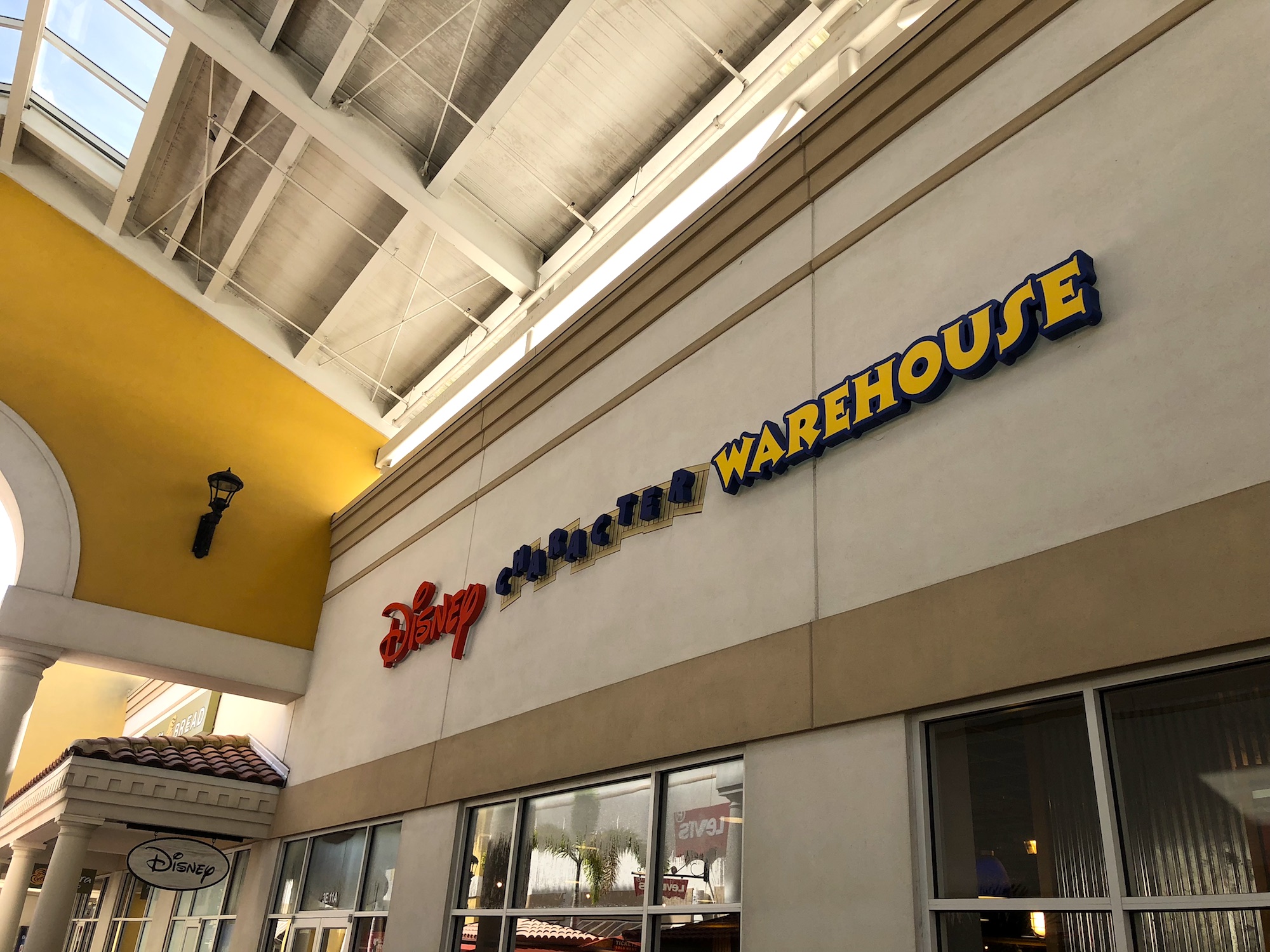 SATURDAY SIX Presents: Everything You Wanted To Know About the Disney ...