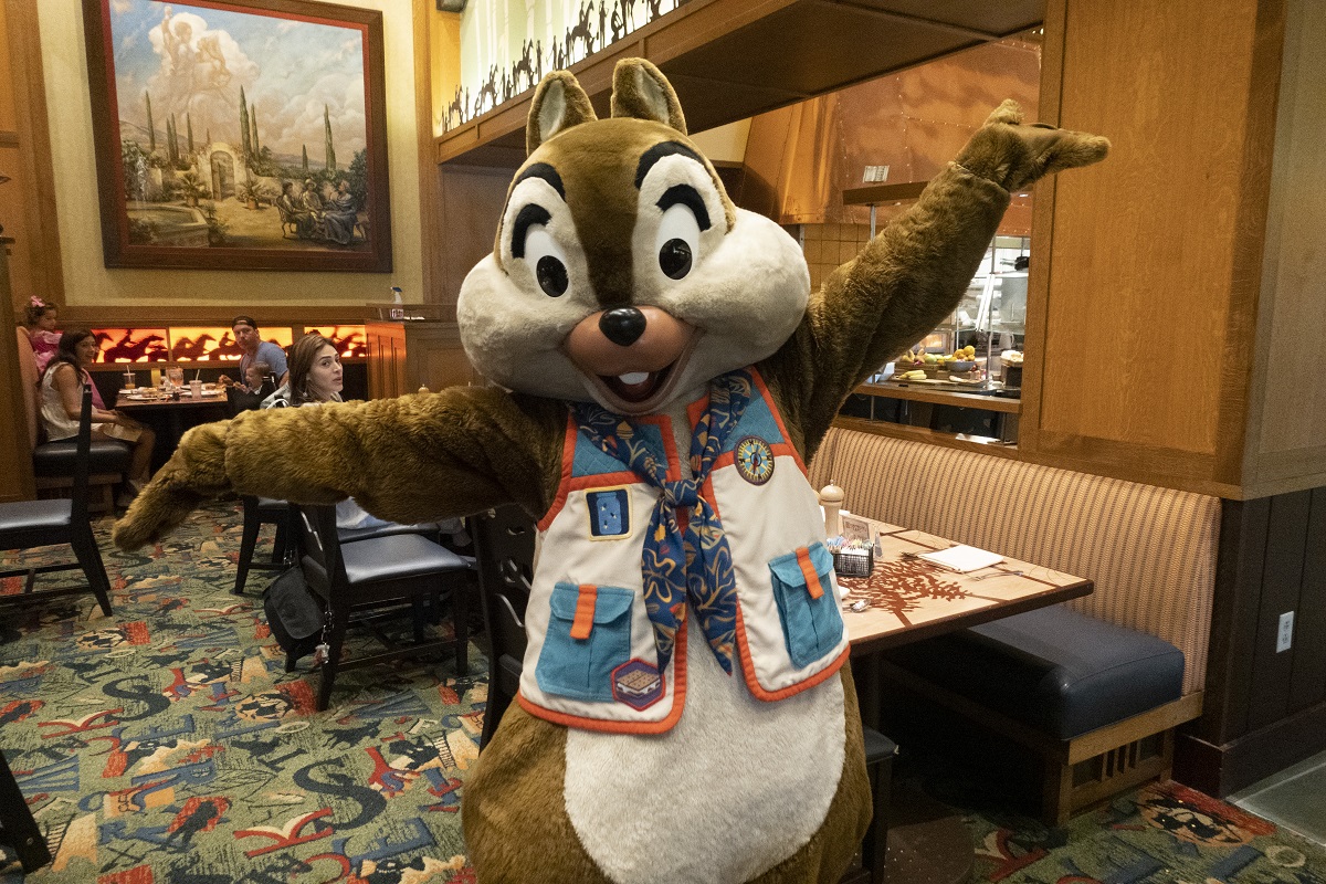 Storytellers Cafe Mickey’s Tales of Adventure Breakfast Buffet Review ...