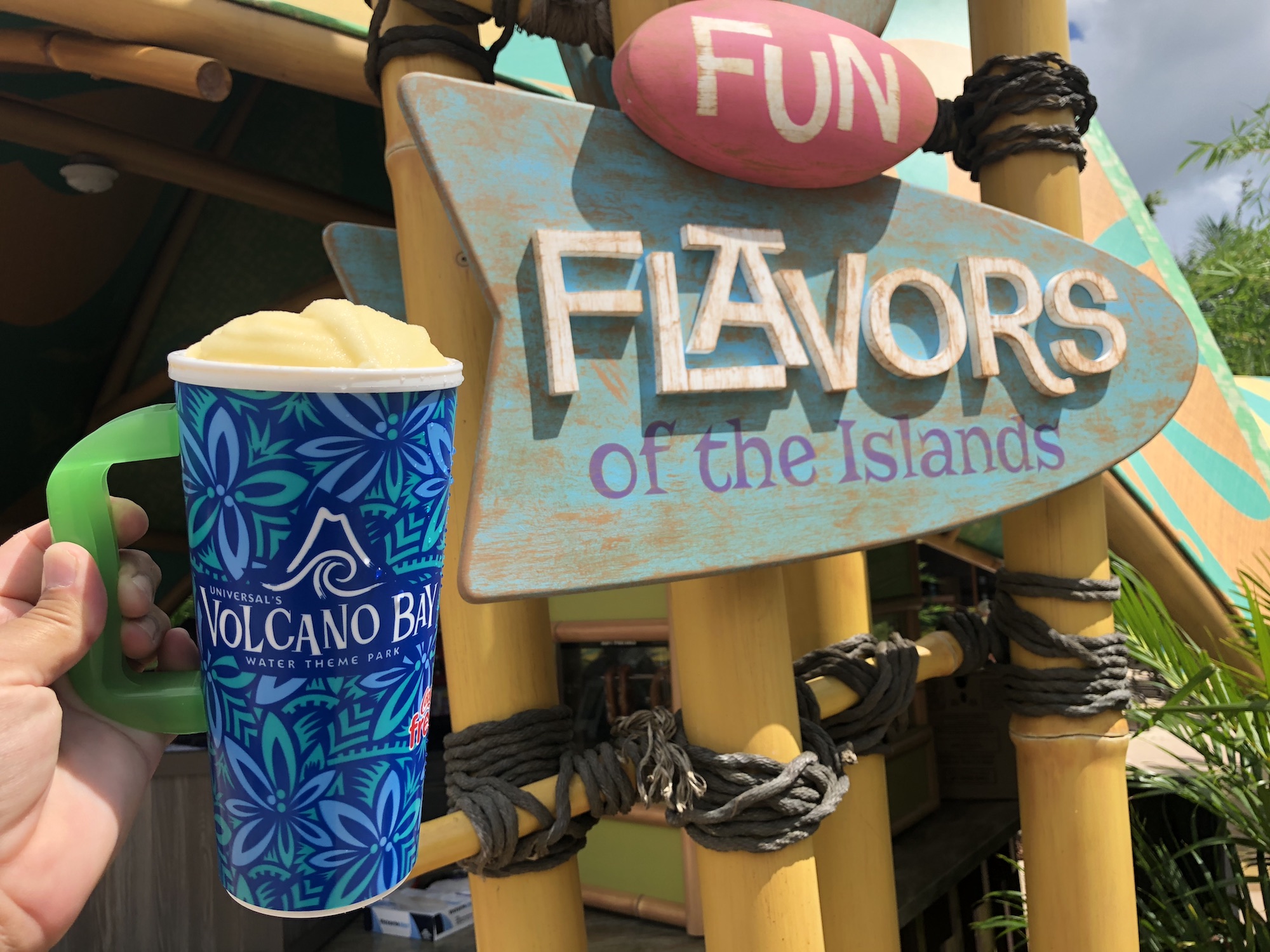 SATURDAY SIX: 6 Reasons You Need to Check Out Universal’s VOLCANO BAY ...