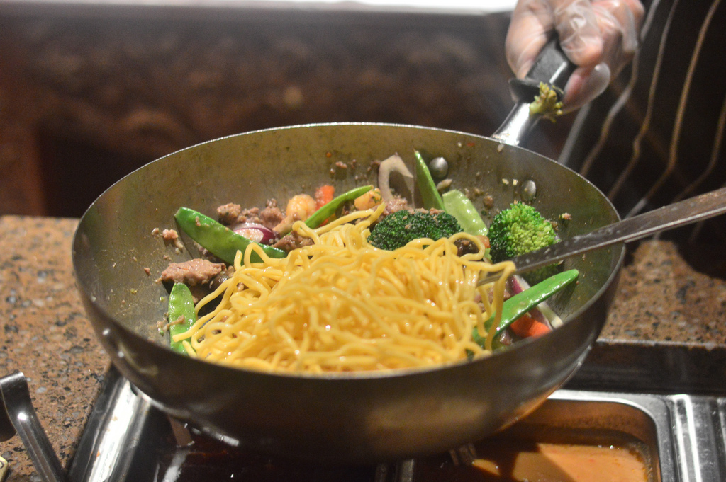 Universal Dining: THE WOK EXPERIENCE at Universal’s Royal Pacific ...