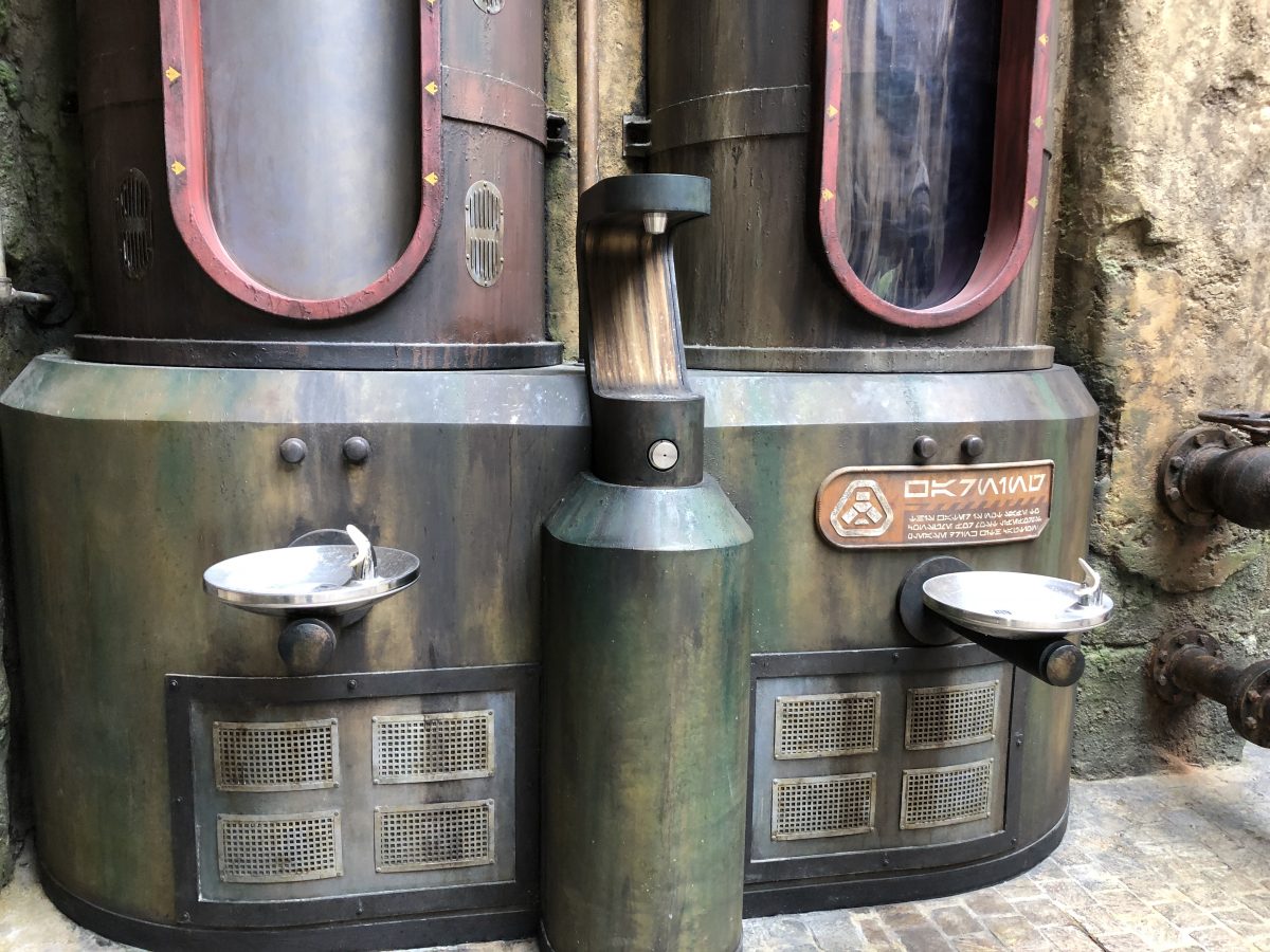 The Bathrooms of Batuu | TouringPlans.com Blog