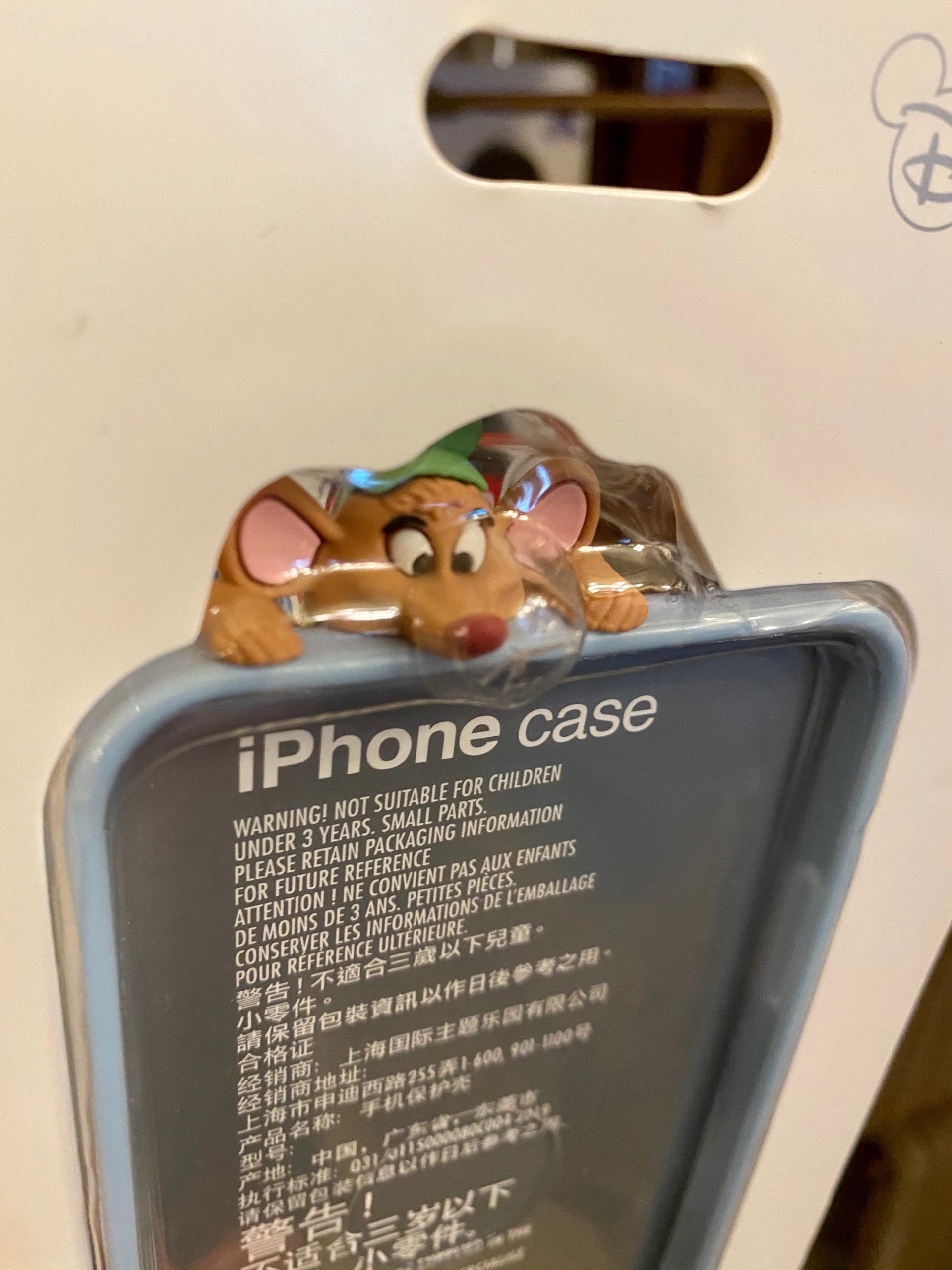 Make Your Phone More Magical with These New Disney Phone Cases ...