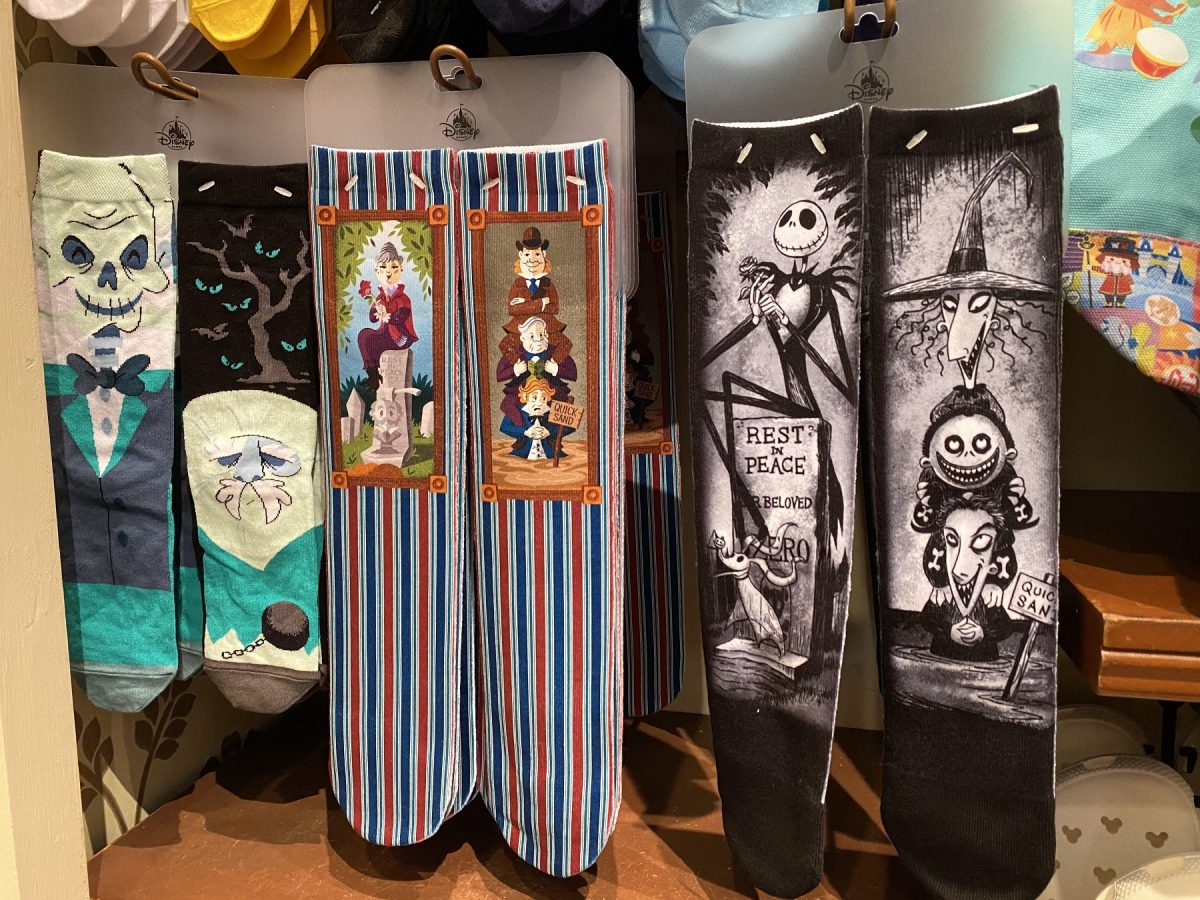 Hold Onto Your Toes, There’s New Haunted Mansion Socks and More ...