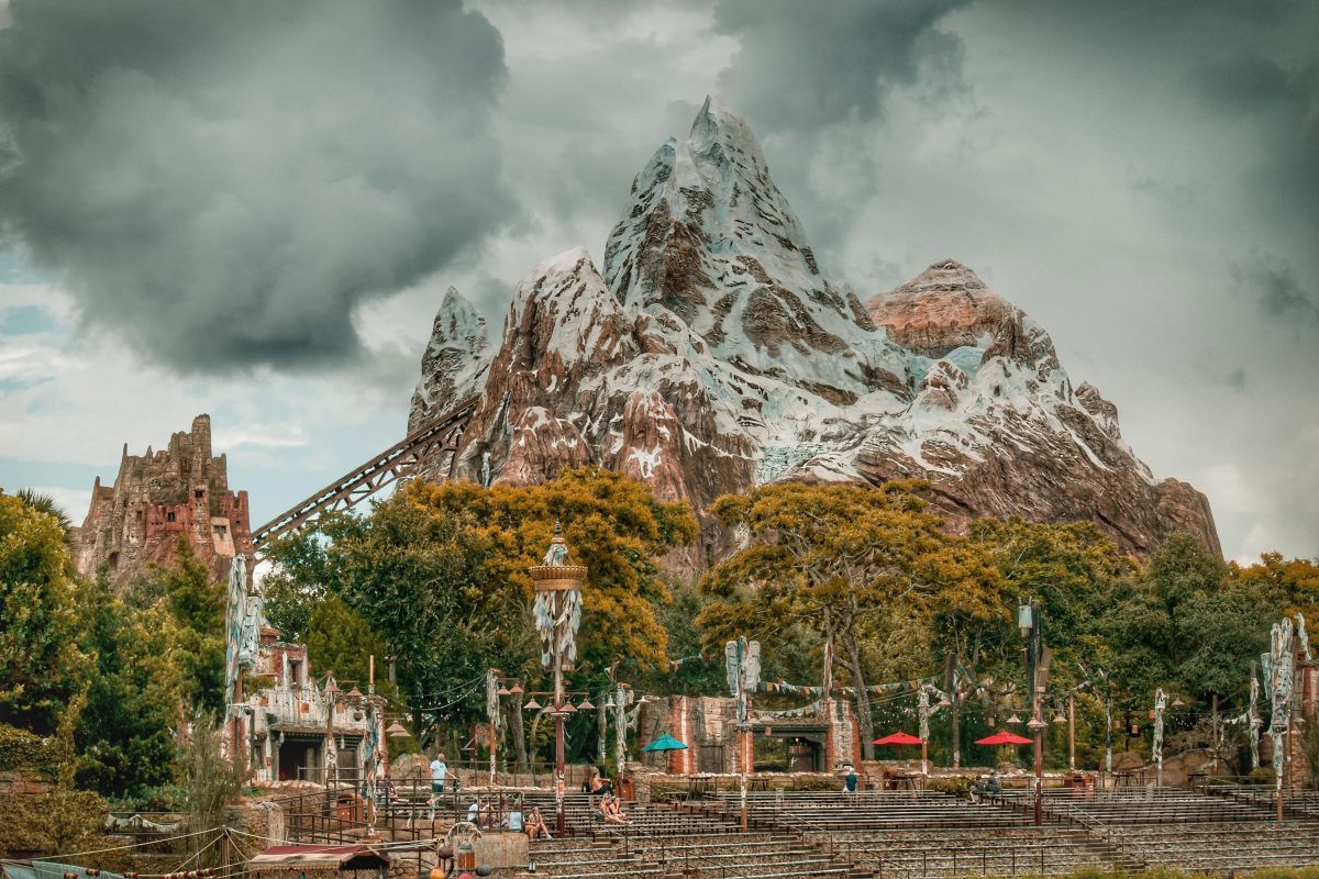 The SATURDAY SIX Spends a Day at Disney’s ANIMAL KINGDOM (Safety ...