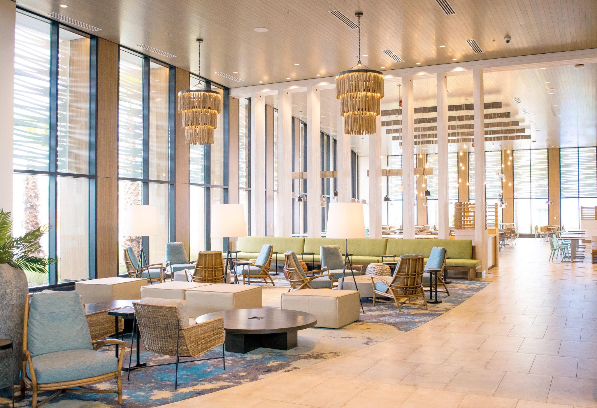 SATURDAY SIX: 6 Reasons We Love Universal’s DOCKSIDE INN & SUITES ...