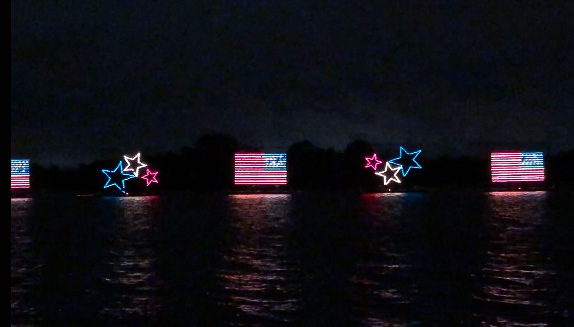 The Best Way to Welcome Back Disney’s Electrical Water Pageant ...