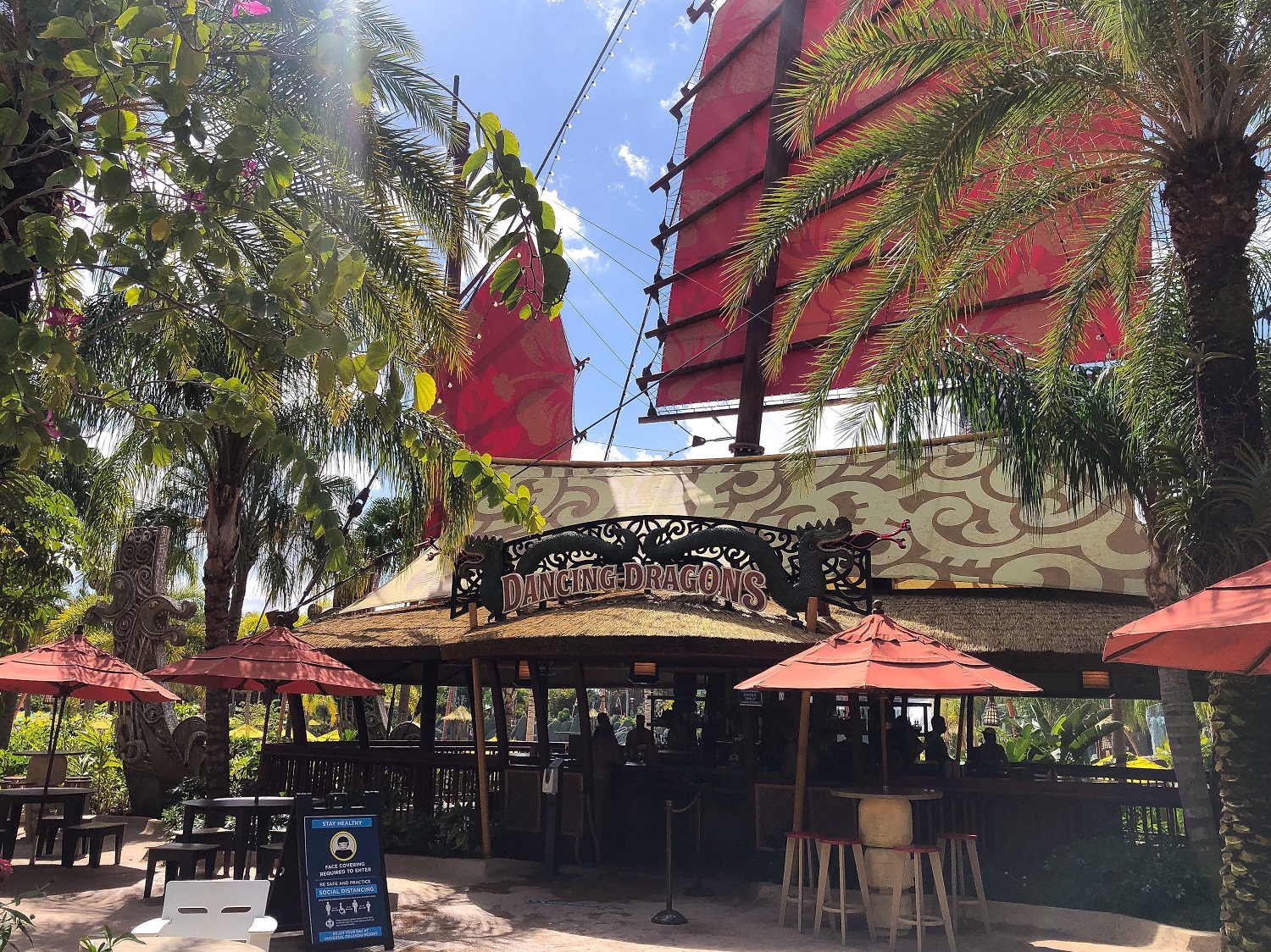 Tips for Visiting Universal’s Volcano Bay for First-Time Visitors and ...