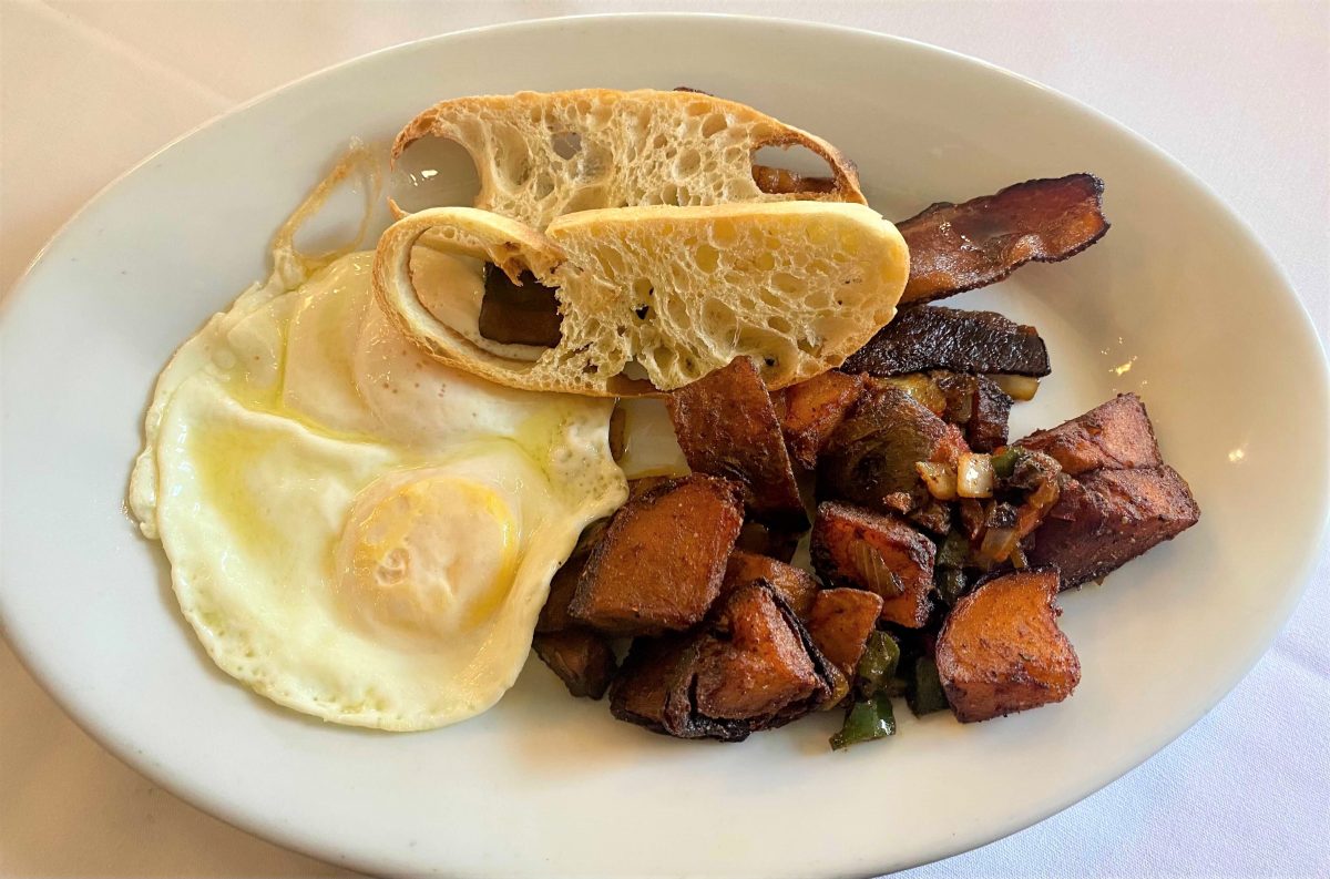 25 Drinks of Christmas: Day 1 – DUCK DUCK RAZZ from The BOATHOUSE ...