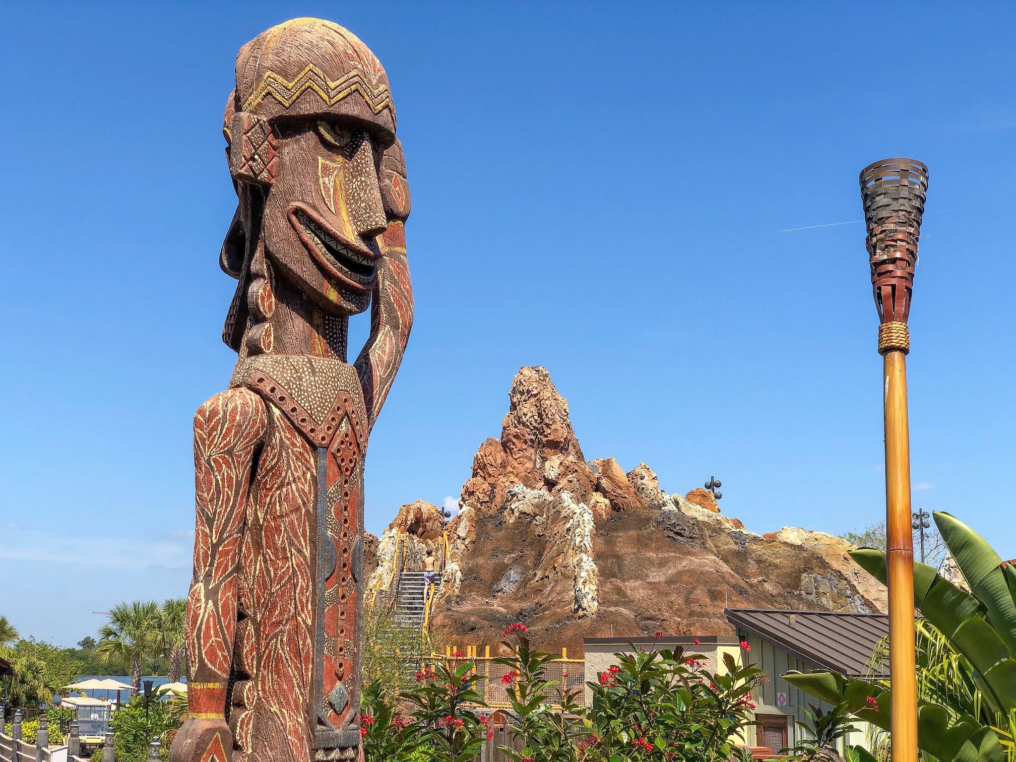 A Stroll around Disney’s Polynesian Resort - Disney by Mark