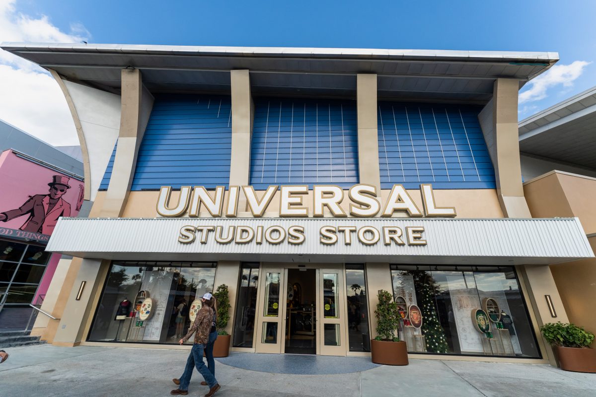 SATURDAY SIX: 6 Reasons We Love Universal CITYWALK (Voodoo Doughnut ...