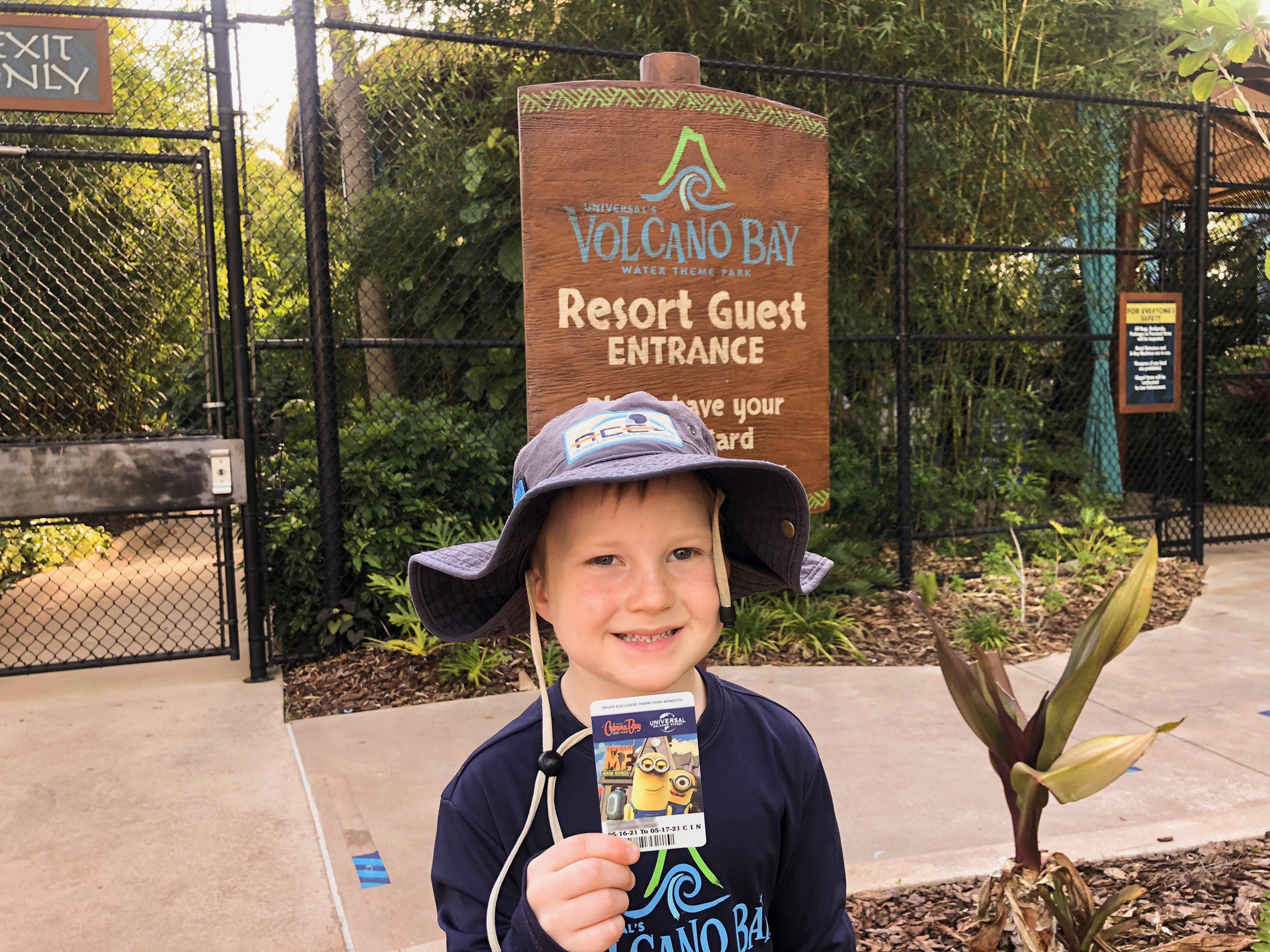 The SATURDAY SIX Explains Why You NEED a Cabana at Universal’s VOLCANO ...