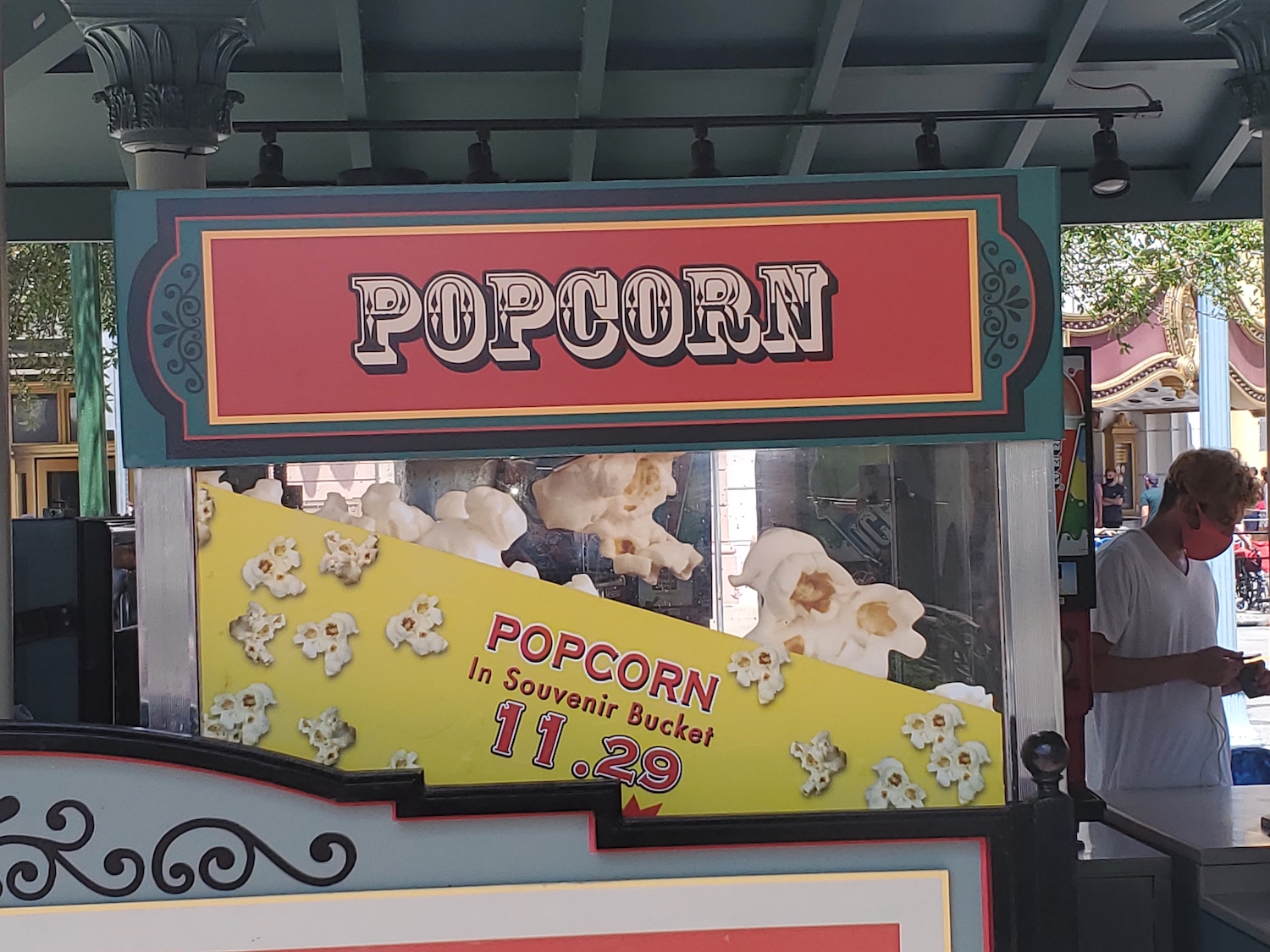 Getting to Know the Refillable Popcorn Bucket at Universal Orlando ...