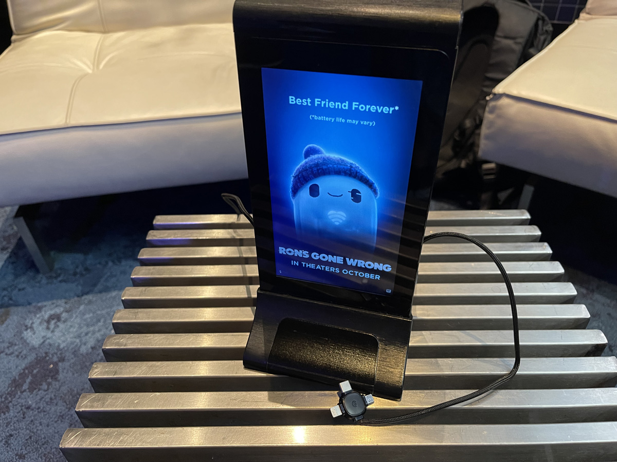 PHOTOS: A Look Inside Disneyland’s New Magic Key Lounge | TouringPlans ...