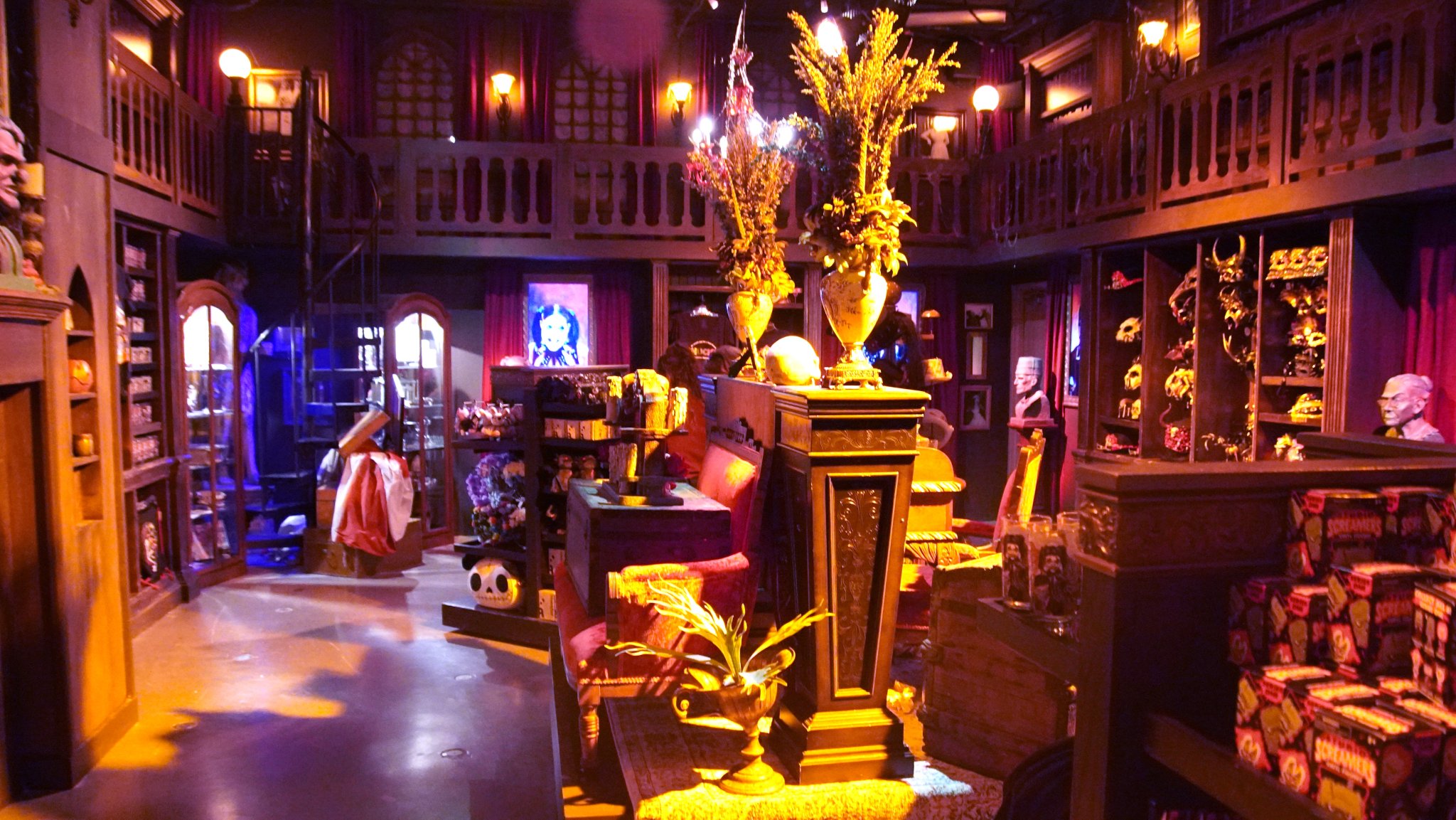 The SATURDAY SIX Takes a Spooky Stroll Through Universal’s HHN 2021 ...