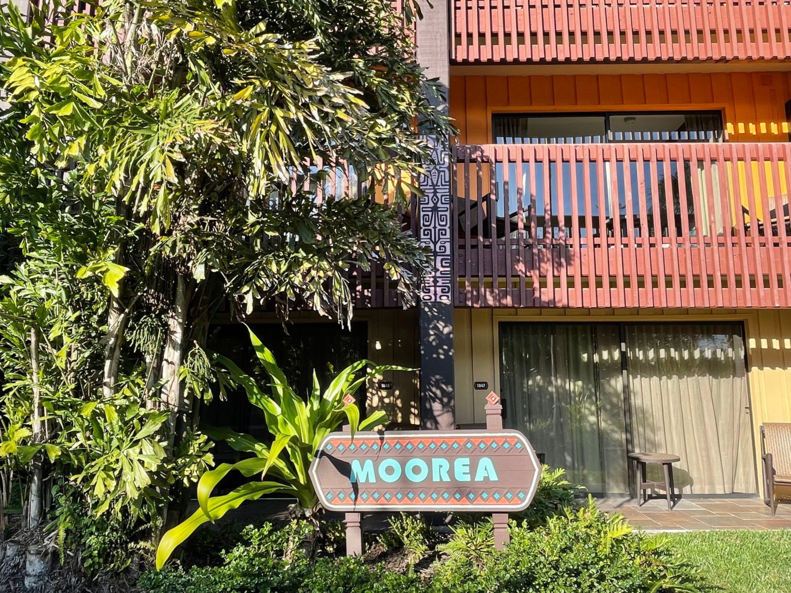 Disney’s Polynesian Resort Room Review: A Moorea Deluxe Studio ...