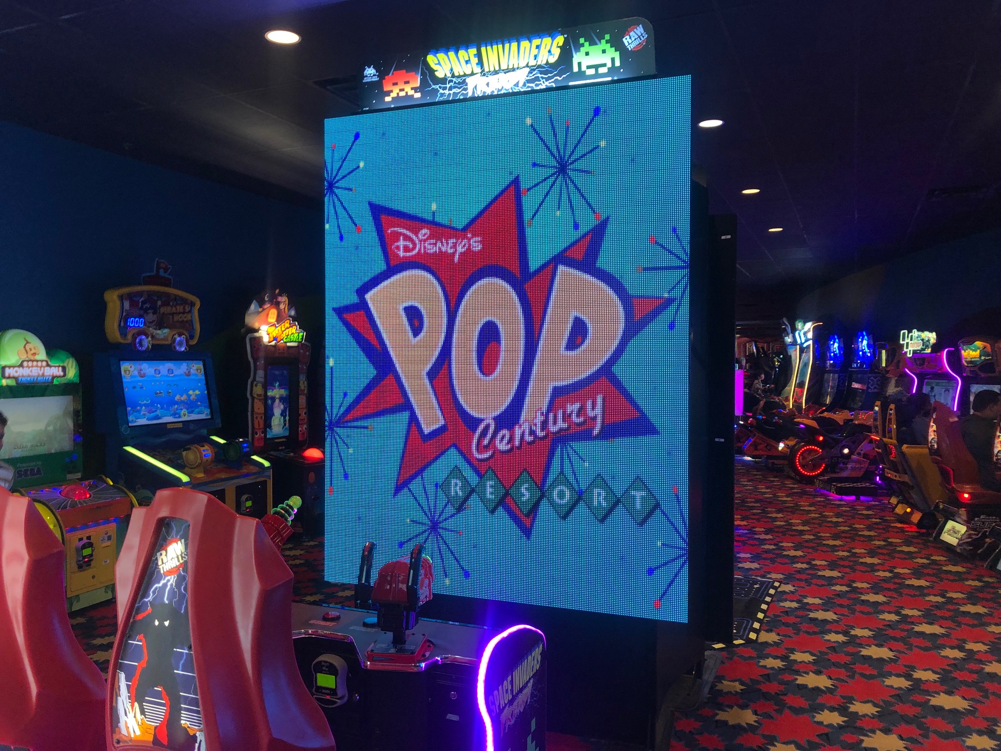 SATURDAY SIX: 6 Reasons We Love Disney’s POP CENTURY Resort ...