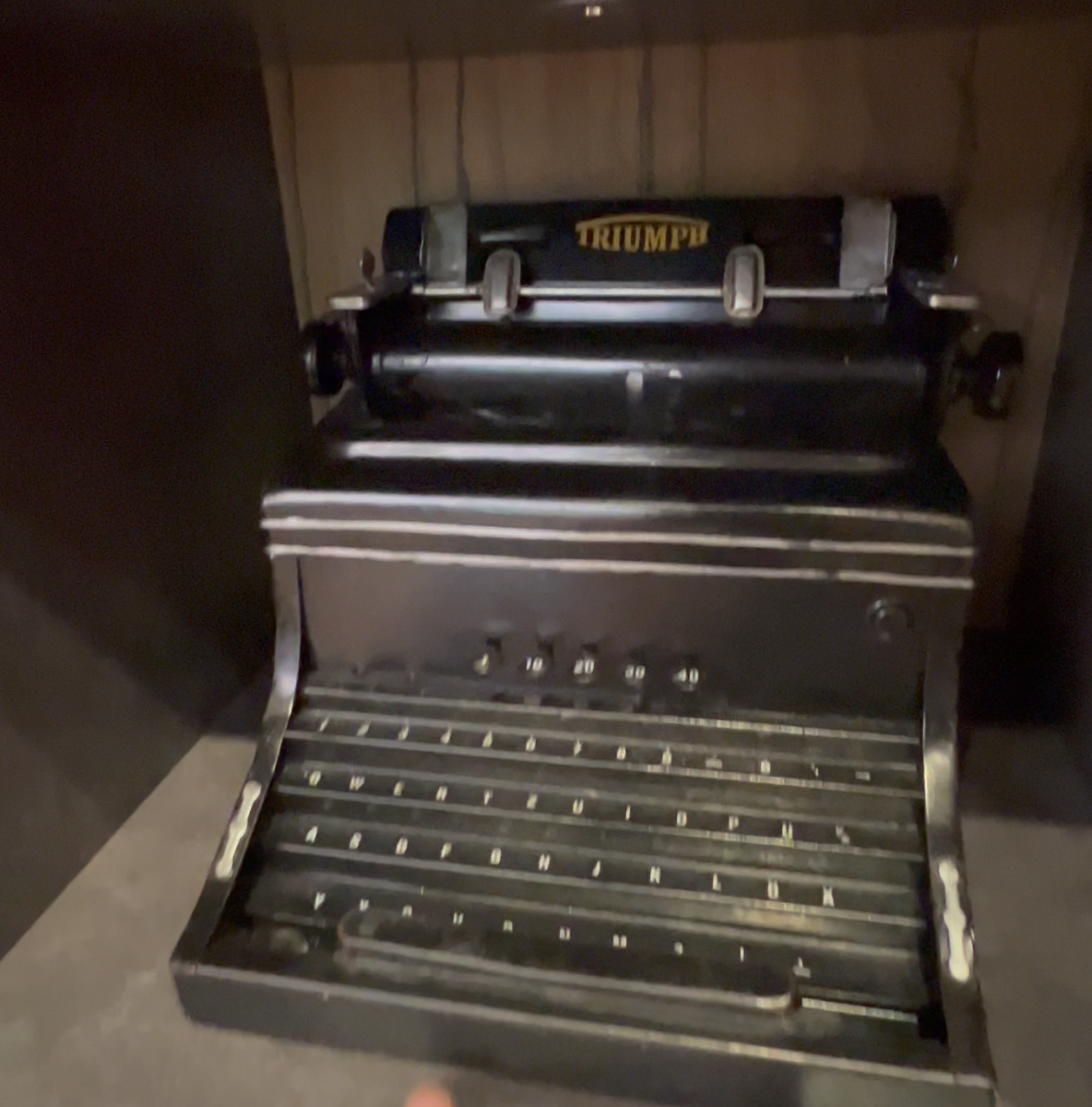 PHOTOS: Edge Tween Club on the Disney Wish | TouringPlans.com Blog