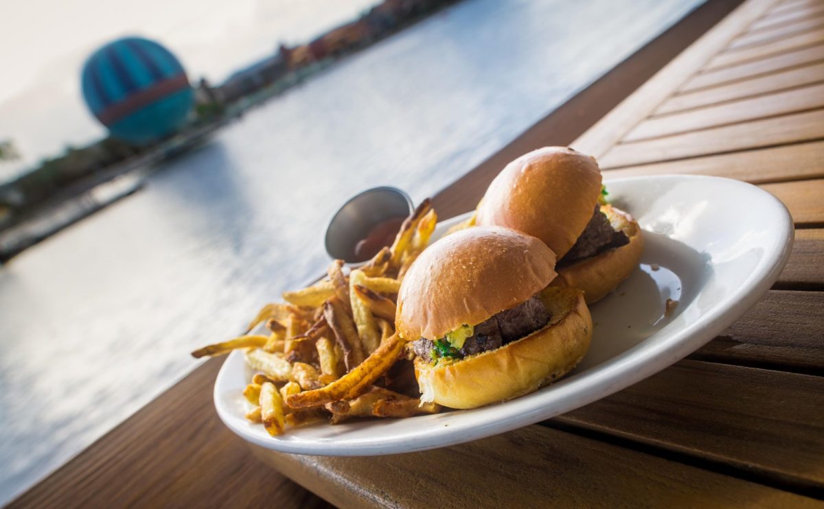 25 Drinks of Christmas: Day 1 – DUCK DUCK RAZZ from The BOATHOUSE ...