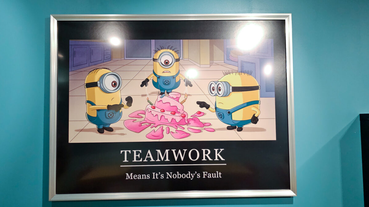 The SATURDAY SIX Looks at Universal Studios Florida’s MINION CAFE ...