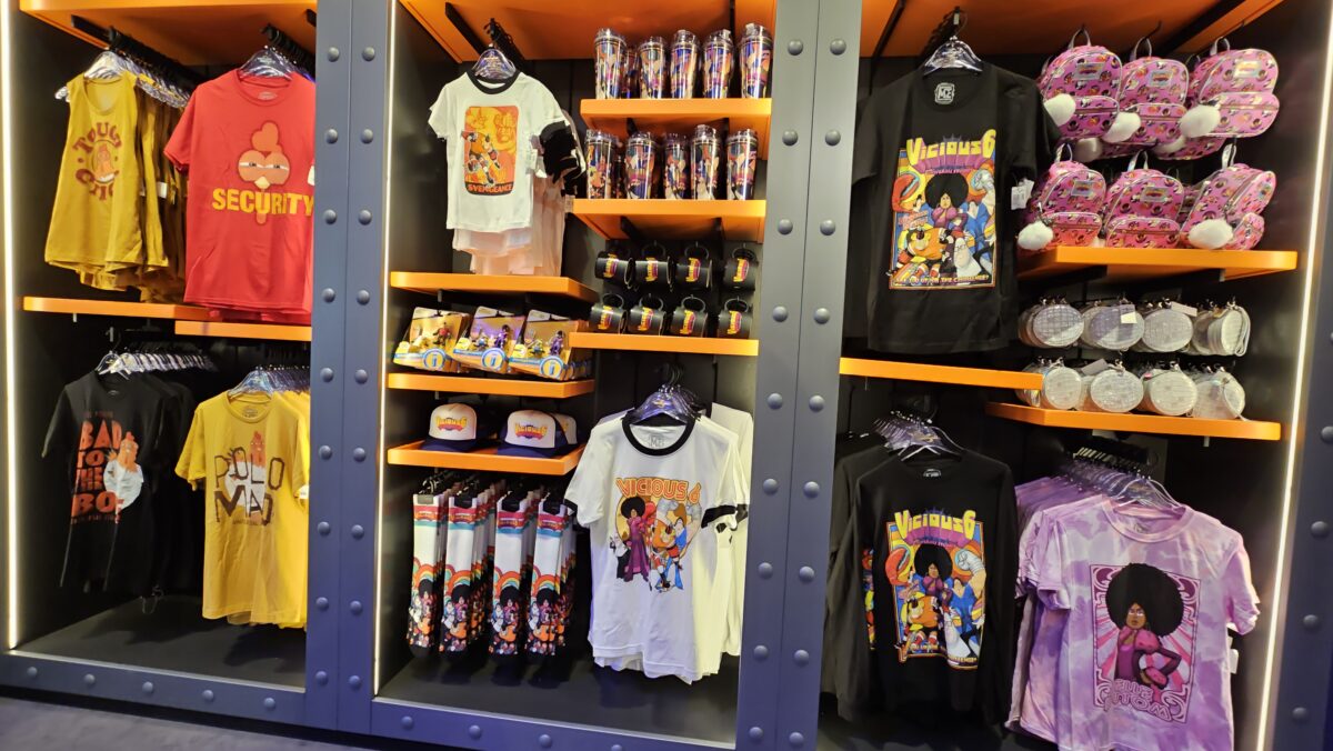 The SATURDAY SIX Checks Out Universal’s VILLAIN-CON MINION BLAST (the ...