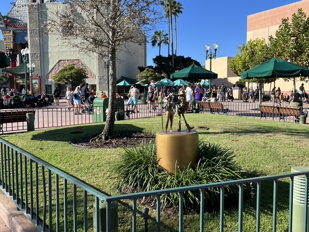 A Fun Find: Character Statues at Walt Disney World’s Theme Parks ...